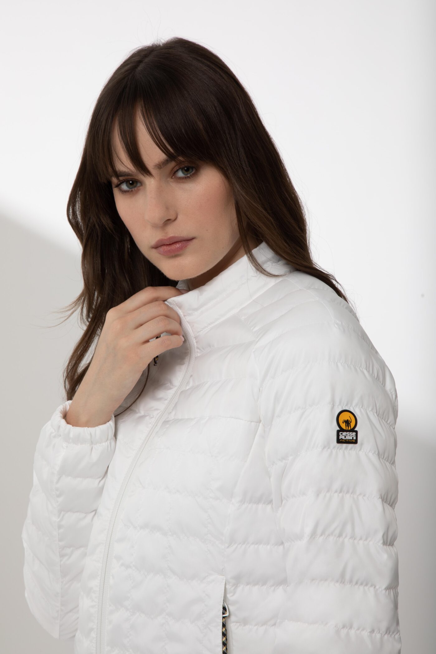 Giubbotti da donna e abbigliamento sport online | Ciesse Piumini